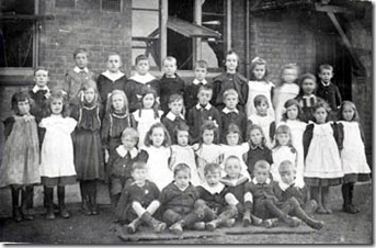 Looking at History: Educating girls 1800-1870: revised version